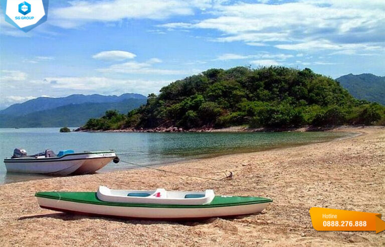 Khám phá Hòn Sầm Nha Trang "Viên ngọc xanh" đầy quyến rũ
